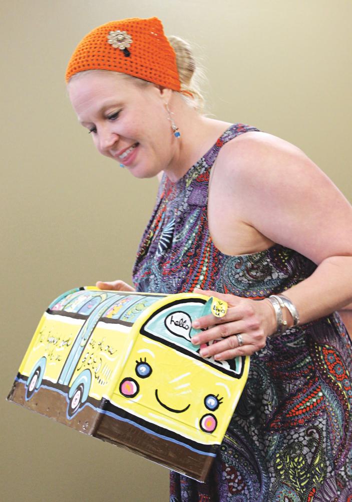 Recognition rejuvenates artist | EuniceToday Archive | The Eunice News ...